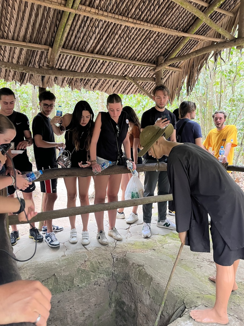 ESDES STUDENTS - School of Industrial Management